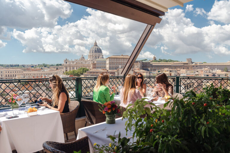 About - Les Etoiles Restaurant and Rooftop Bar in Rome